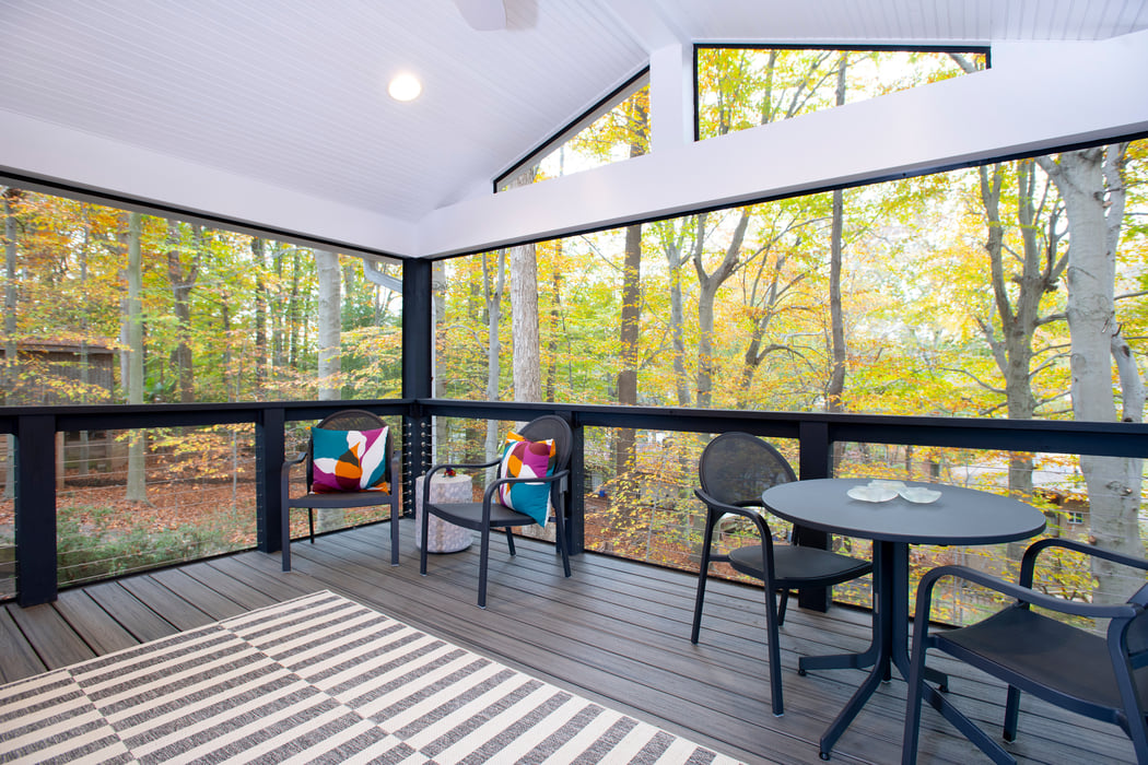 7 Questions to Help You Pick the Right Screens for Your SCREENEZE® Porch