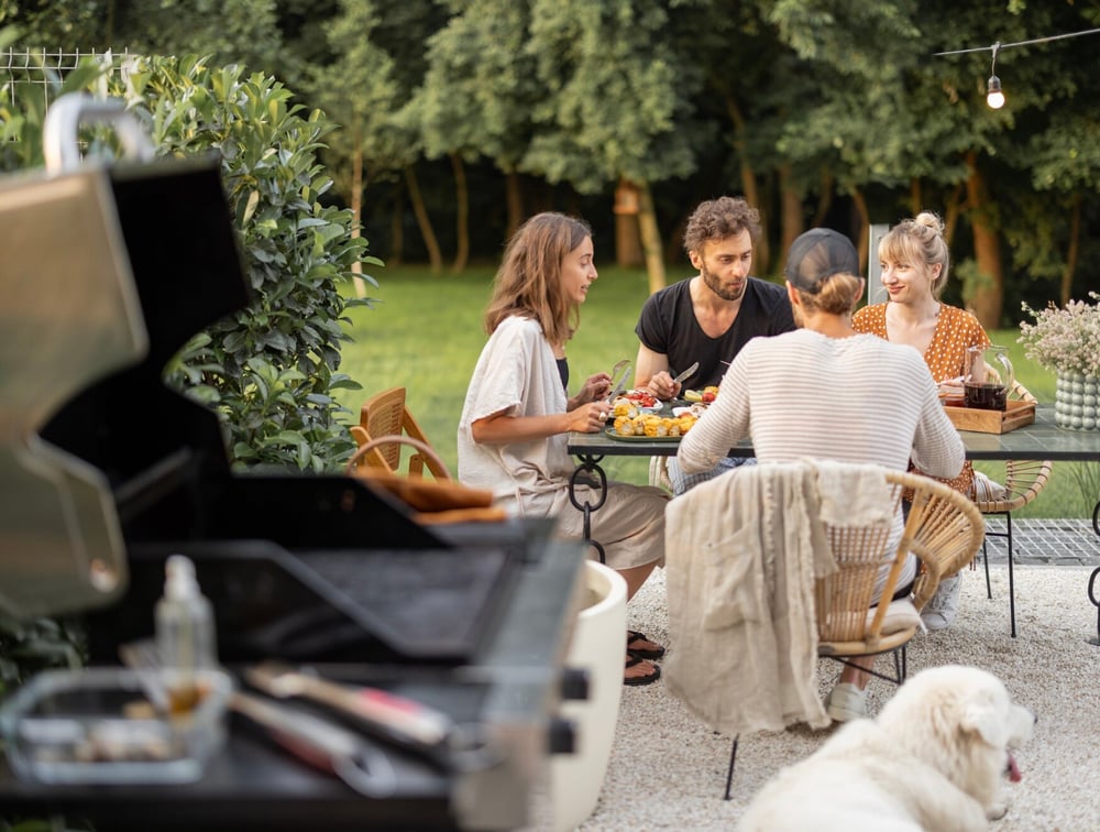 Creating the Perfect Outdoor Living Space: 10 Expert Tips for Year ...